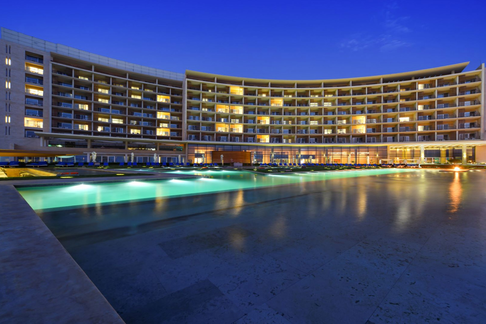 Cairo’s Grand Egyptian Museum is Expected to Open in 2020! – America ...