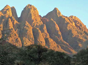 Mount Serbal – 2022/23 Egypt Tours and Nile Cruises